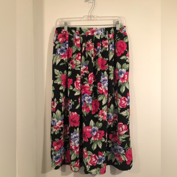 Tan Jay | Skirts | Tan Jay Floral Maxi Swing Skirt | Poshmark